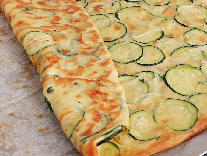 Tarte ziemniaki zamieniam w pyszne danie kuchni polskiej. Przepis na ...