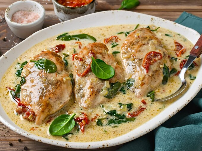 Obkładam filet z kurczaka 2 składnikami i piekę 30 minut. Ten obiad ...